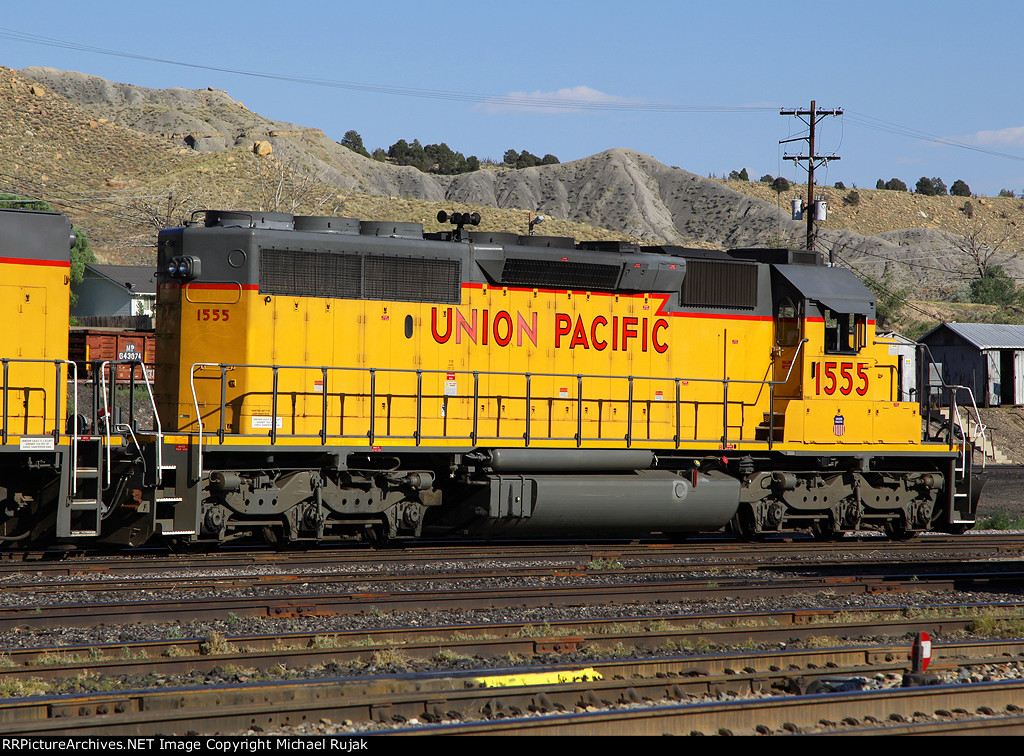 UP 1555
